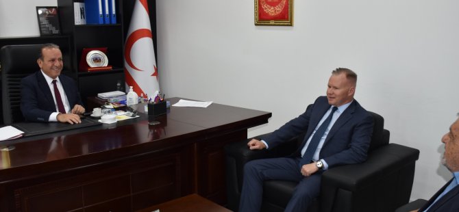 Slovakya Büyükelçisi Martin Bezak, Demokrat Parti’yi ziyaret etti