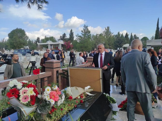 Taçoy: Ülkemiz siyasetinin iki değerli ismini aynı günde kaybetmenin ...